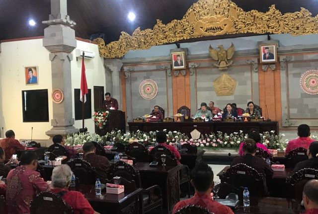 Rapat Paripurna: Bupati Sanjaya Sampaikan 2 Ranperda Tahun 2024 - Media Pelangi