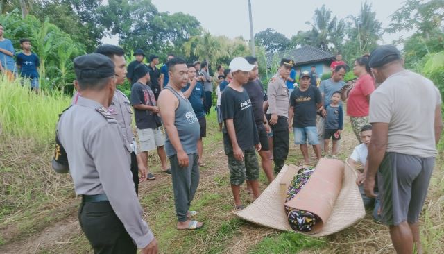 Diduga Sakit Jantung, Widia Ditemukan Meninggal di Pinggir Jalan - Media Pelangi