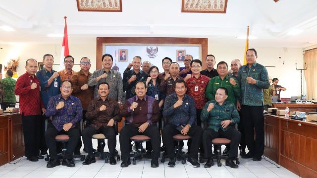Launching Smart Dashboard Terintegrasi 'PIL SAKTI', Pj Gubernur Bali Tekankan Pentingnya Data ...